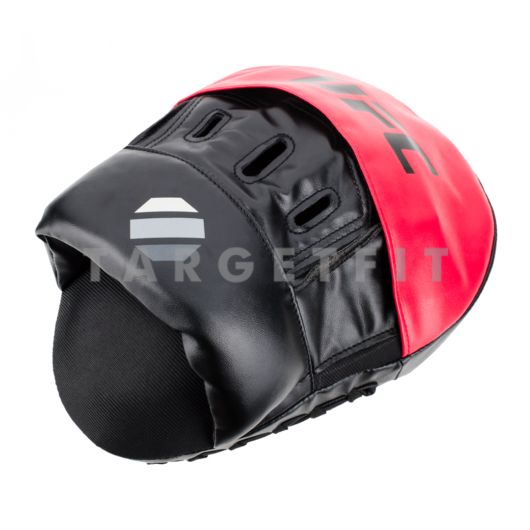 UFC Curved Focus Mitt Black Red Short - Fitnesspedia